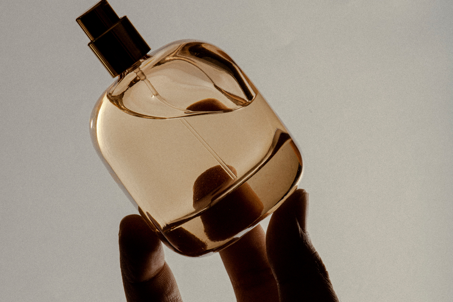 How is a Perfume Made – VAHY