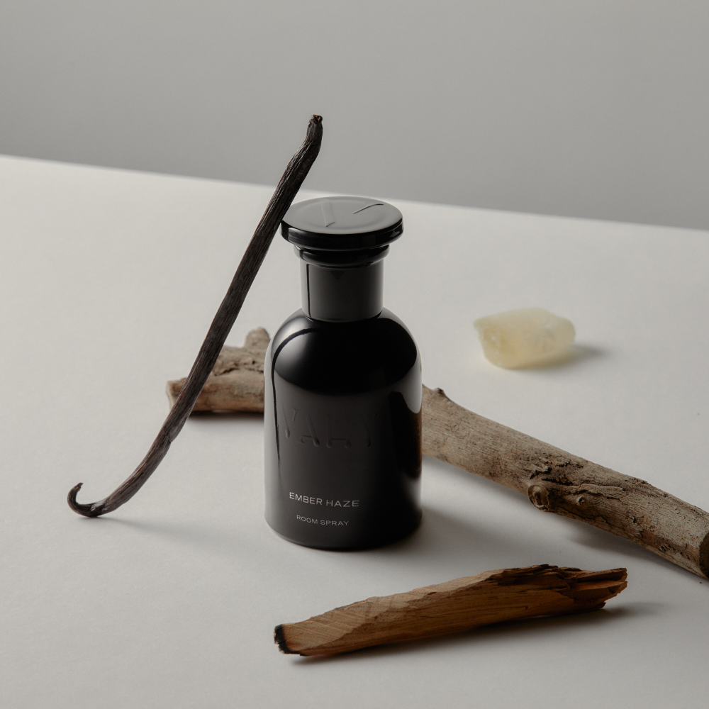 Ember Haze Room Spray – Váhy